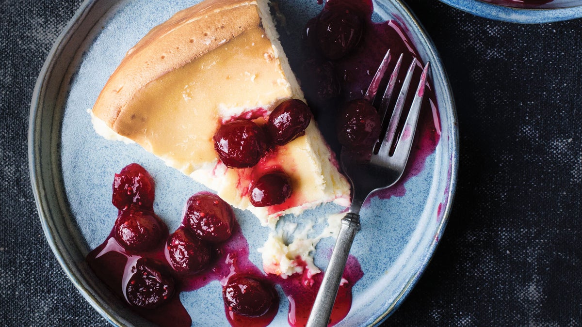 Chestnut-Crusted Cheesecake with Cranberry Sauce Recipe | Clean Desserts