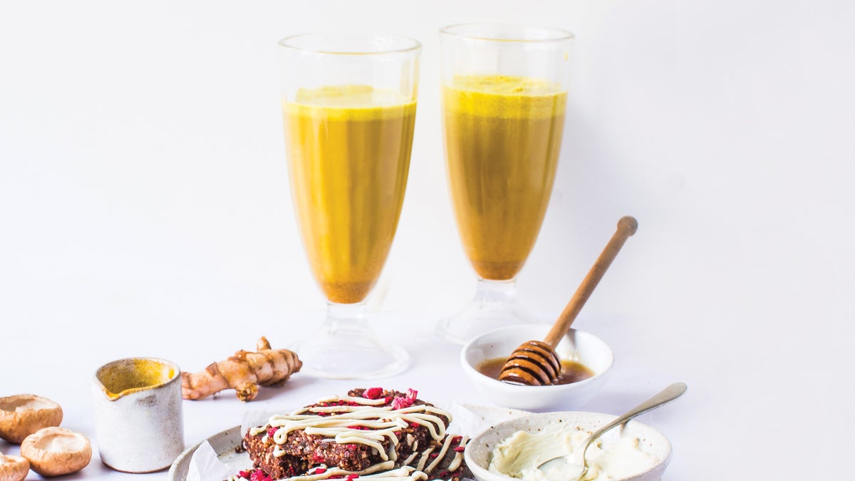 Reishi Golden Milk Nightcap Recipe