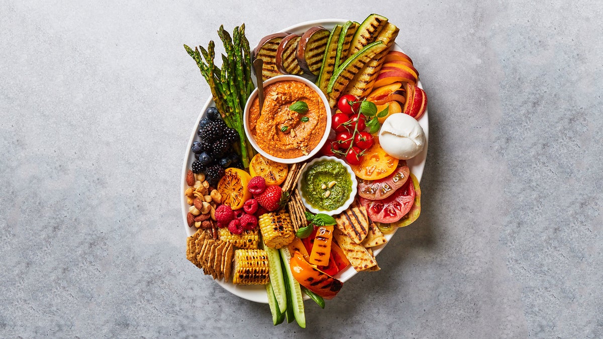 Make The Perfect Snack Platter