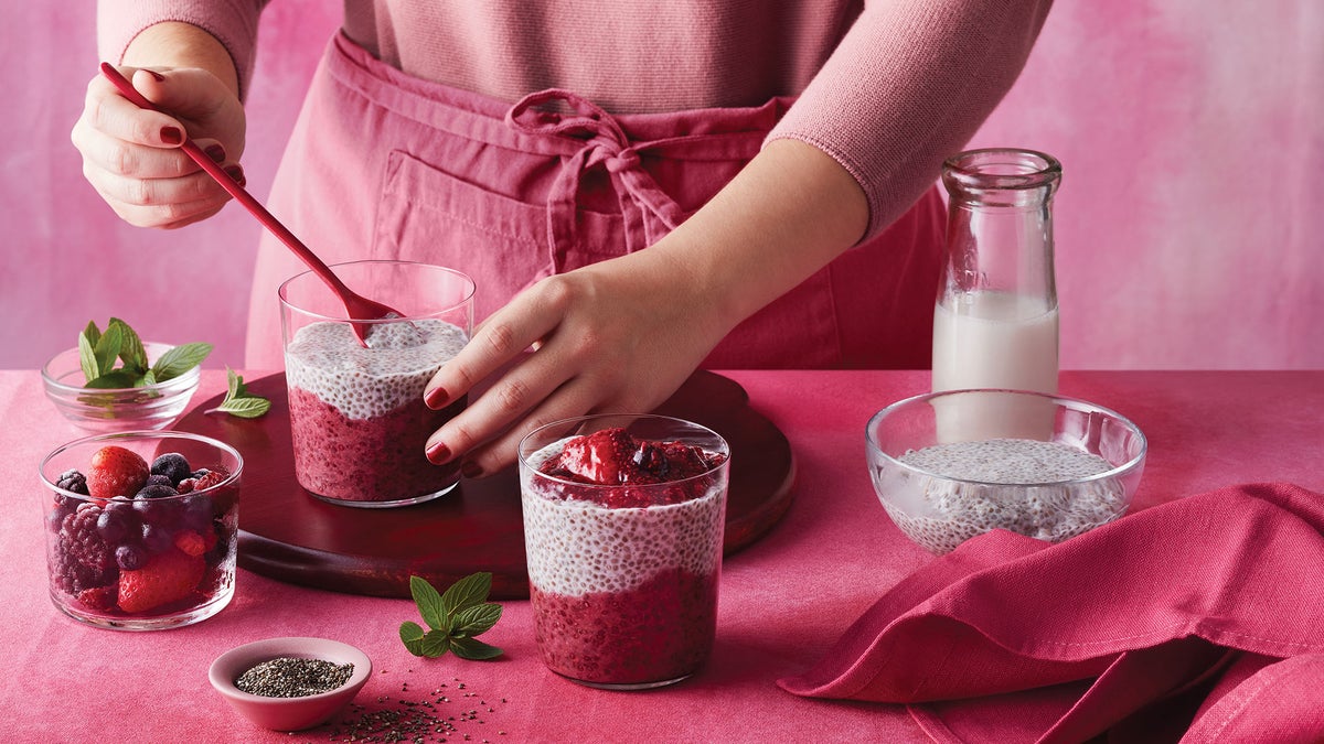 Berry Chia Parfait Recipe - Clean Eating