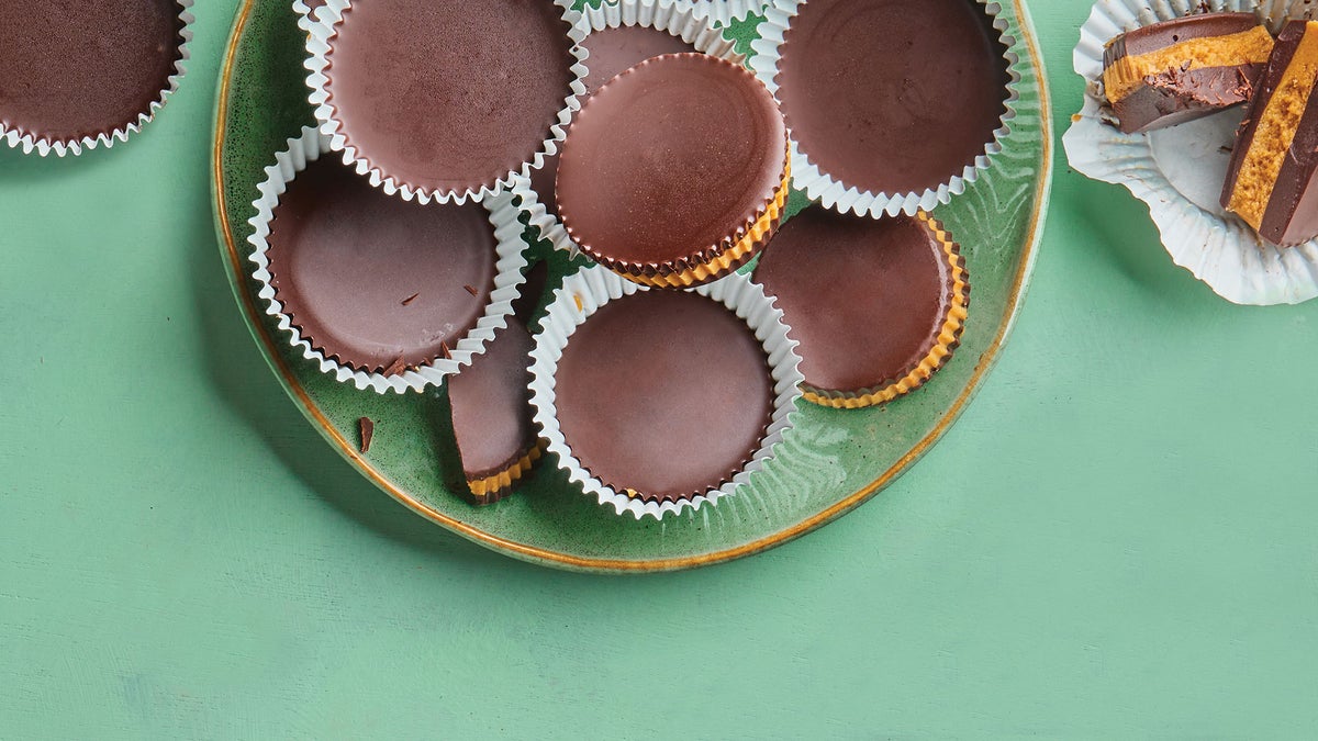 Keto Peanut Butter Cups - Clean Eating