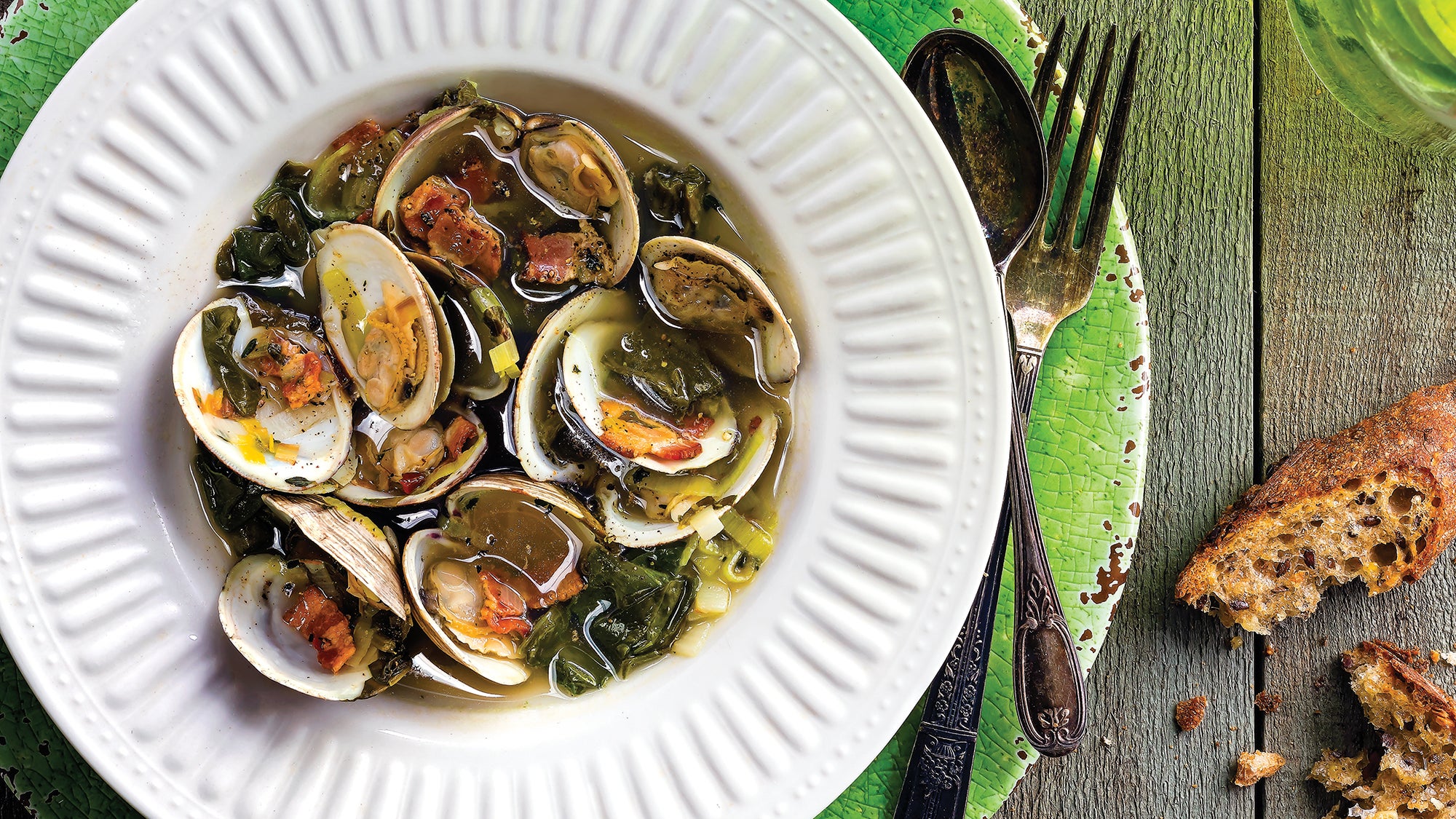 Steamed Clams with Sorrel & Garlic Bread Recipe